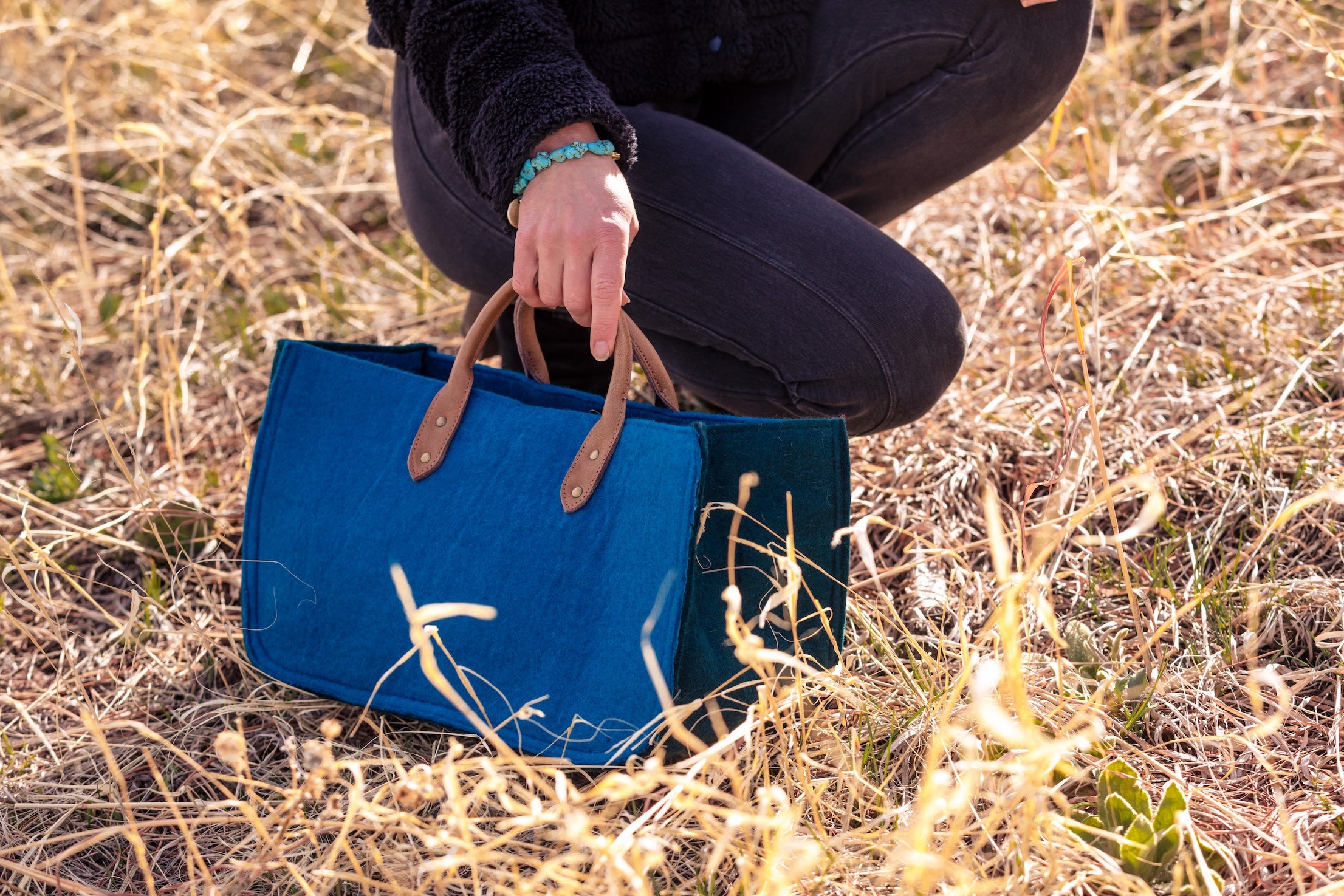 Grab and Go Carry All – Fibres of Life